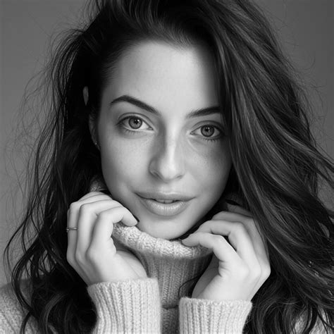 יוני לוי שימו לב אנחנו סוגרים את הגלריה ביפעת ועוברים למקום אחר בואו תנקו את המלאי שיש לנו