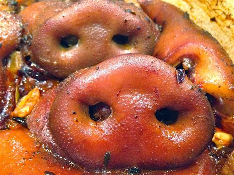 Spicy Mexican Braised Pig Snouts Caucasian Curry