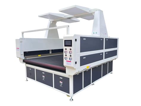 Dual Track Asynchronous Automatic Feeding Panoramic Camera Laser Cutting Machine Speed Fiber