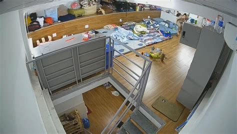 黑客破解偷窥多位美女技师刚洗完澡光溜溜的到处跑 MP4 144MB 116 自拍影片雲端下載 52AV手機A片王 52AV ONE