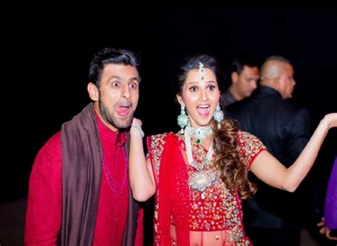 Sania Mirza Celebrates 10th Anniversary With Husband Shoaib Malik Tennis India Tv News