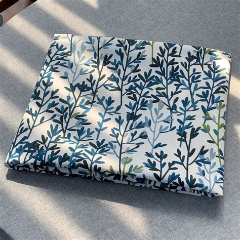 나만의 원단 리얼패브릭 푸른 숲속의 나무를 표현한 디자인입니다 시원한 느낌의 디자인이라 여름