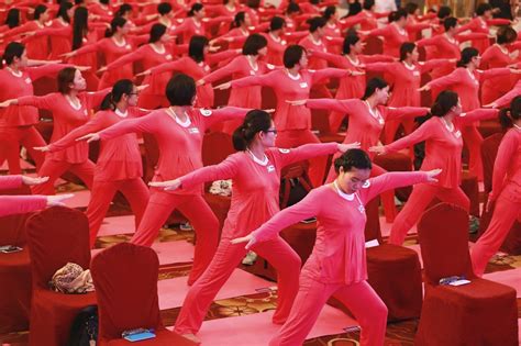 largest prenatal yoga class multiple venues guinness world records