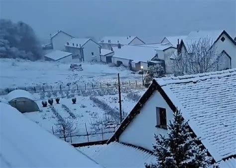 Neve In Pianura In Francia Forti Nevicate Sui Pirenei Ora Anche In Italia