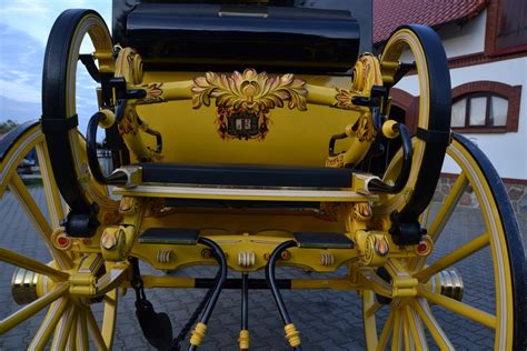 Gala and representative carriages - Mendyka