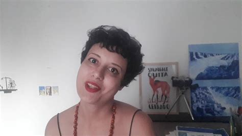 A Autora Aline Valek Fala Sobre Cidades Afundam Em Dias Normais Seu Novo Livro ⠀