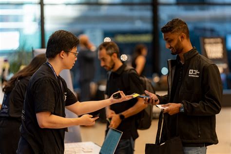 how flutterflow elevated the tech event swag game