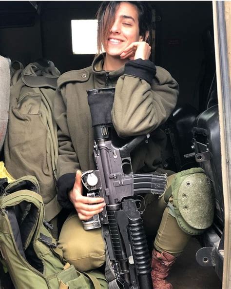 Israeli Girl Being Girly R Hotchickswithguns
