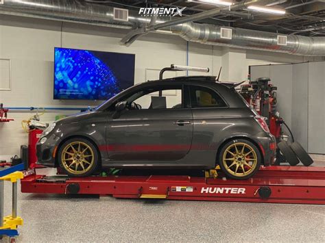 Lowered Fiat 500 Abarth