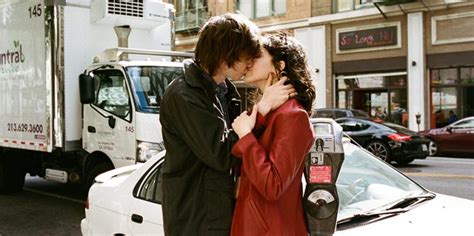 How Do You Define Love Heres How Love Feels At Every Stage In A