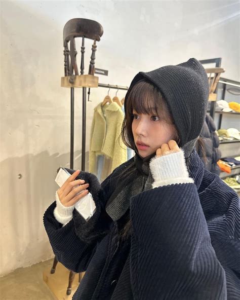 231213 Kang Hyewon Instagram Update Kpopping