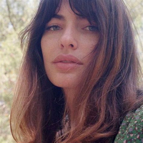 Bottleneck Bangs Are The Daintier Take On Curtain Bangs And Theyre