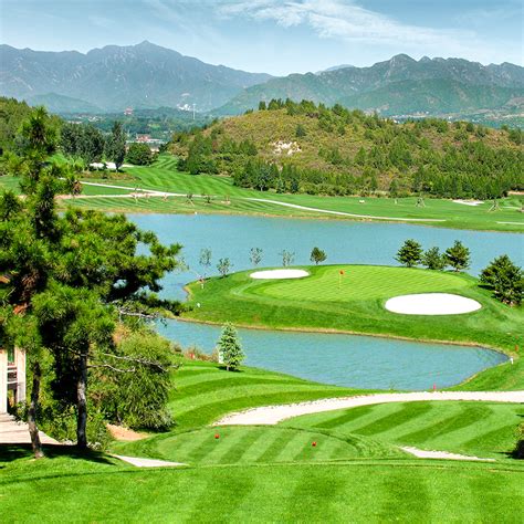 Laser Projectors For Golf Simulators