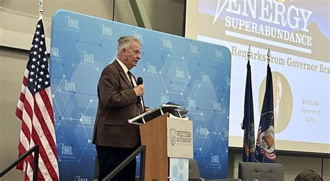 Legislators Tour Idaho National Laboratory Nuclear Research Facilities As Lab Plans New Reactors