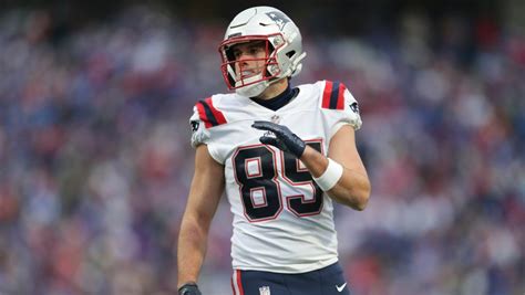 Hunter Henry Contract Salary Cap Hit And Potential Extension Betmgm