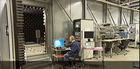 Performance Comparison Of Two Deep Learning Algorithms In Detecting