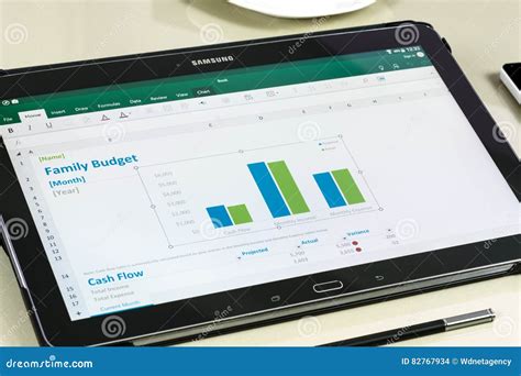 Microsoft Office Excel App On Samsung Tablet Editorial Stock Image