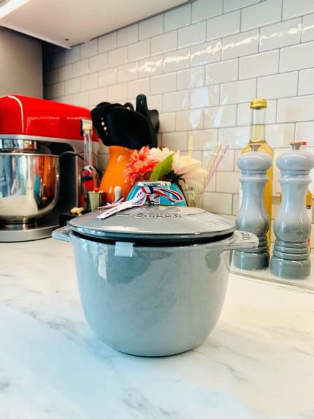 Кастрюля Staub, Чугун, 1,5 л - купить по выгодной цене в интернет ...