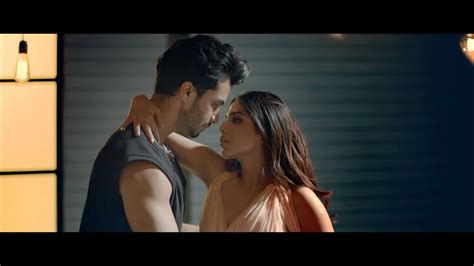 Sonia Hussain In Kahaniyan Song Youtube