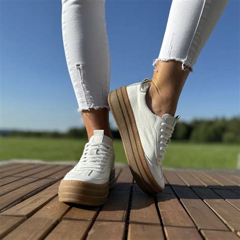 Białe Sneakersy Damskie Lurso Model Grado White Lurso Polskie Obuwie Skórzane