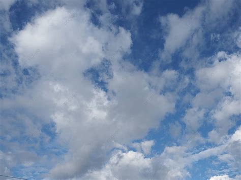 Latar Belakang Langit Biru Dengan Latar Belakang Awan Tekstur Latar Belakang Langit Foto Dan