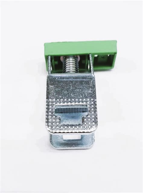 Grampo Up3 35 Cabos 35mm2 Pbarramento 3x10mm Ccapa Verde Up3 35