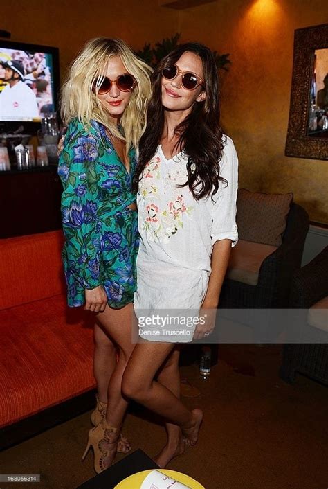 Odette Annable Feetforum