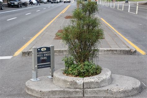 The Worlds Smallest Park Is A 12 Inch By 12 Inch Plot Of Grass In