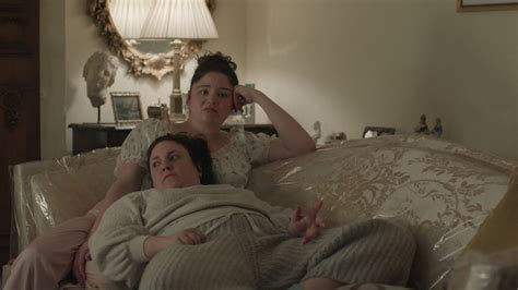 Lena Dunham New Netflix Romcom Too Much Has A Trailer