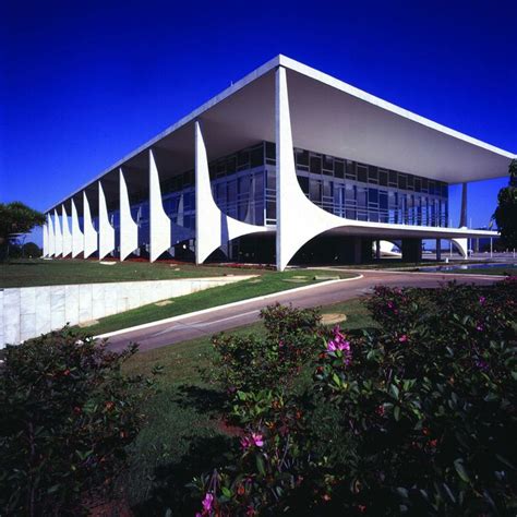 An Architectural Building With White Columns On The Outside