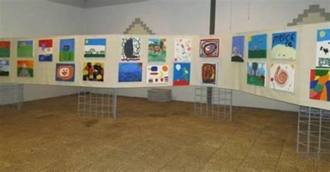 Kunst Verbant Autos Uit Showroom Boekelo 1twente