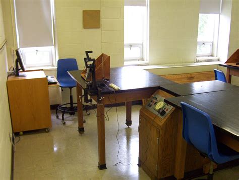 Physics 103 Lab Setup Instructions Projectile Motion Fall 2004