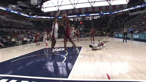 Meechie Johnson Jr Makes A Nice Move For The Layup Espn Video