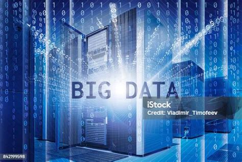개념으로 큰 데이터 시각화의 전산 데이터 센터에서 현대 슈퍼 컴퓨터 순위 빅데이터에 대한 스톡 사진 및 기타 이미지 빅데이터 의사소통 테크놀로지 Istock