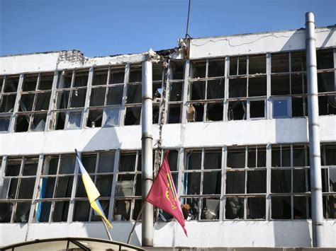 Як виглядає підприємство після нічного обстрілу Запоріжжя ФОТО Читайте на Ukr Net