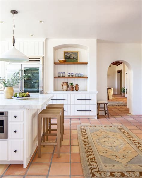 10 Spanish Style Kitchens With Beautiful Tiles