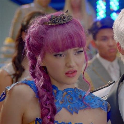 Mal With Bangs Mal Hair Descendants Queen Mal Mal Bertha