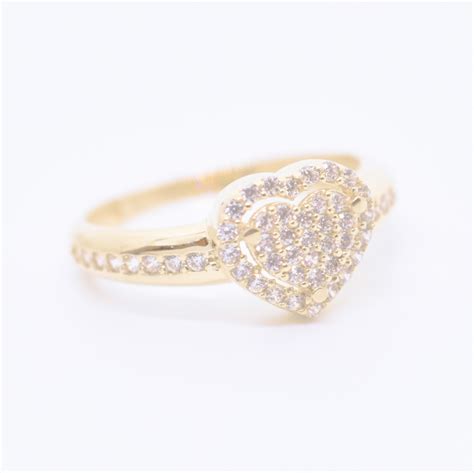Anillo En Oro 18 Kilates Con Zirconia Corazón — Revello