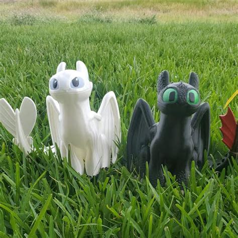 Stl File Cute Toothless And The Light Fury Easy Print No Support 🦈・3d