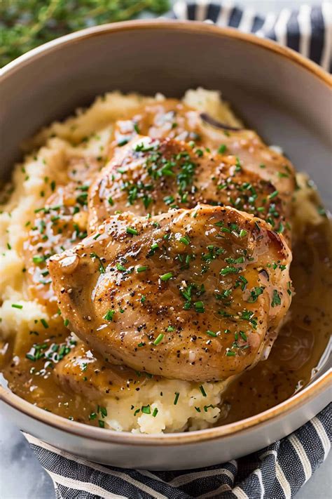 Creamy Ranch Slow Cooker Pork Chops