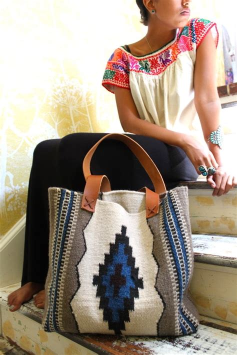 43 Bolsas De Diseño Mexicano Ideas Bags Purses And Bags Boho Bags