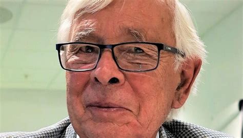 Nrk Veteran Rolf Rustad Er Død