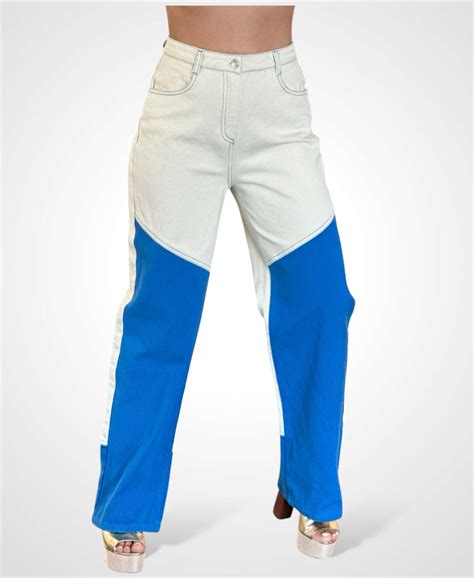 Color Block Jeans• Asterisco Boutique
