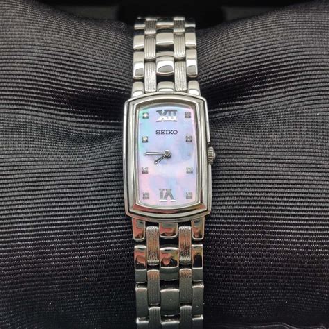 Seiko Womens Watch With Mother Of Pearl Facedial Cost New 289s
