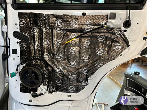 포드 익스플로러 스피커튜닝으로 음질up 방음시공으로 소음down 작업 사진들