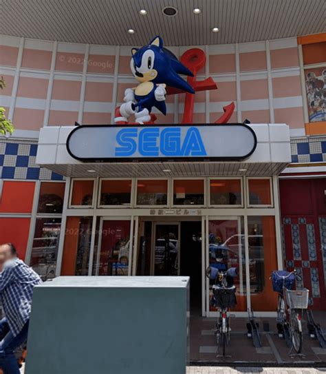 The Sonic Statue That Once Stood Upon The Entrance To A Sega Arcade In Japan Has Been Removed