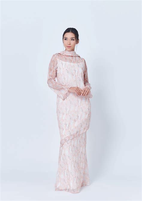 10 Baju Kurung Moden Dengan Gaya Terkini Ini Pasti Membuatkan Anda