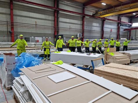 Lapwall Leko Puurakentaminen Työhyvinvointi Taukojumppa Lapwall Oyj