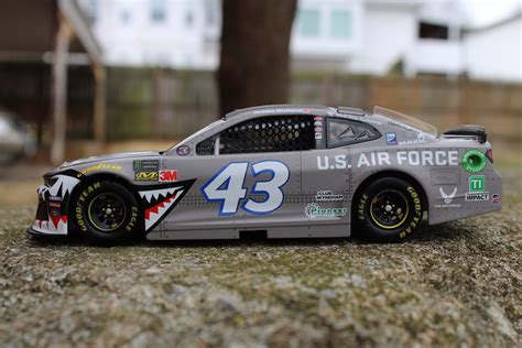 Nothing If Not Random 2019 Darrell Bubba Wallace Jr 1 24 Chevrolet Camaro Warthog