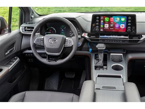 2021 Toyota Sienna 92 Interior Photos Us News